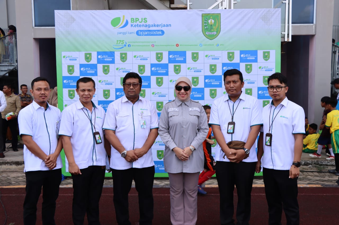 Kembali BPJS Ketenagakerjaan Rengat Meriahkan Turnamen Sepakbola Mini ...