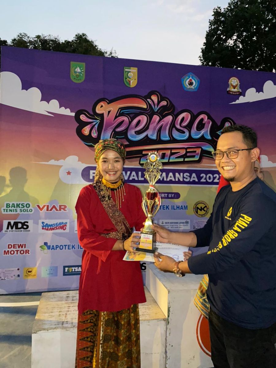 SMAN 1 Sentajo Raya Juara 1 Lomba Tari Kreasi Berkelompok FESMA 2023 Se ...